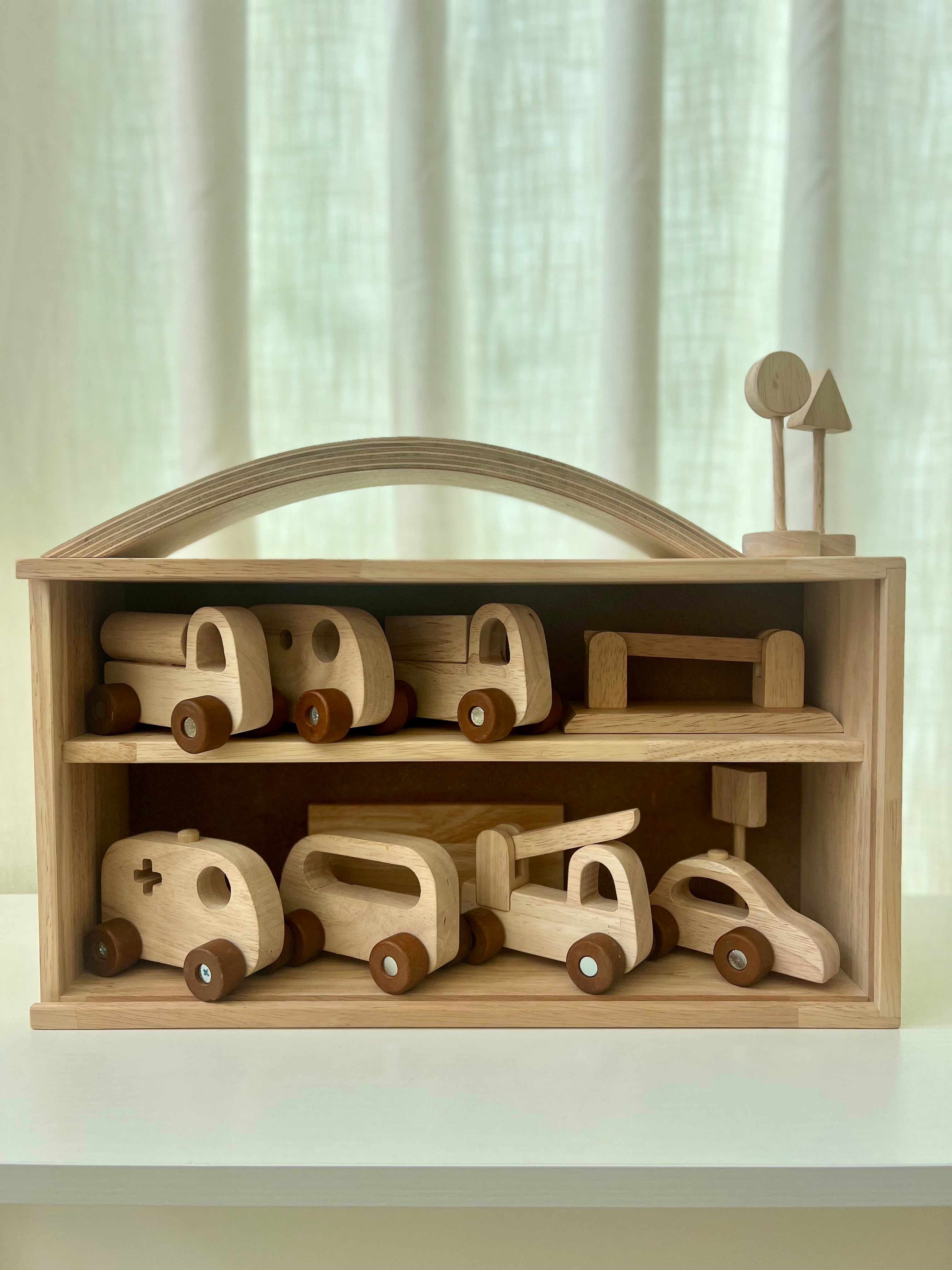 Wooden Vehicle Play Set – Heirloom Terrain